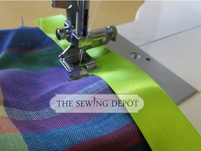 Edge Stitcher / Elasticator Attachment – The Sewing Depot