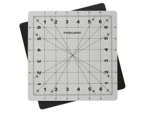 Fiskars Rotating Cutting Mat 8x8" – The Sewing Depot